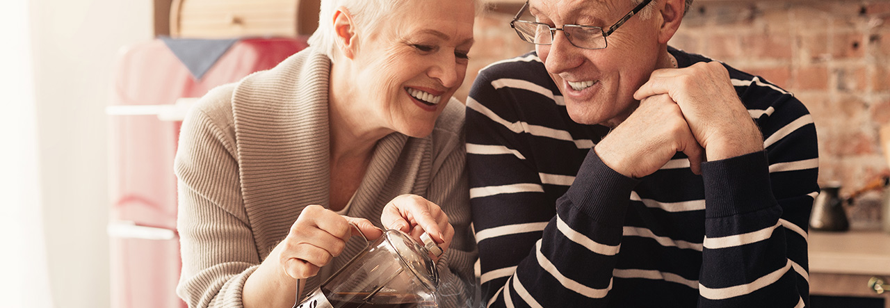 How to Spot Signs of Sundowner's Syndrome - Avanti Senior Living